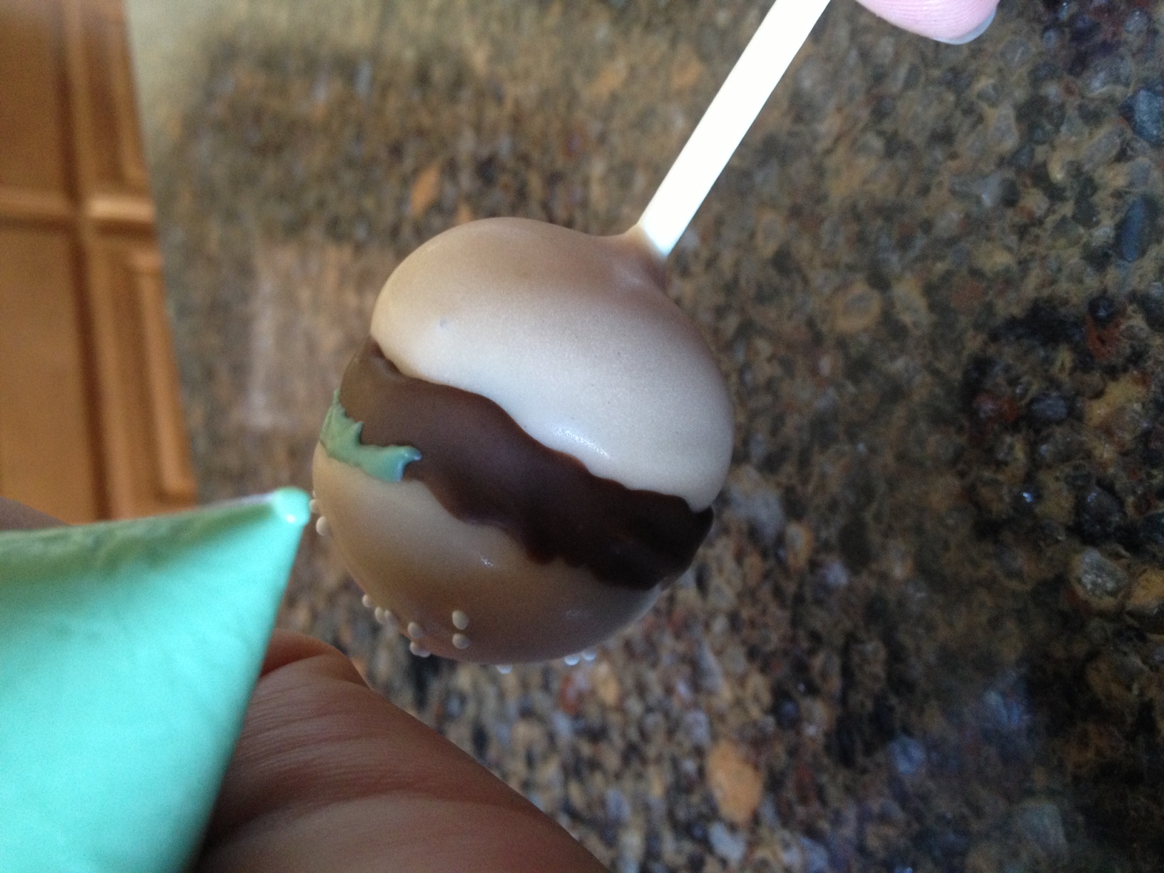 Hamburger Cake Pops HCP Hamburger Cake Pops HCP